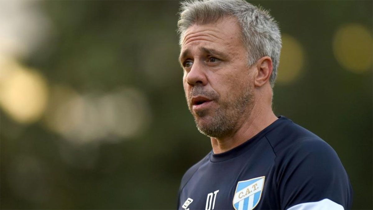 Lucas Pusineri y su sorpresiva renuncia como DT de Atlético Tucumán ...