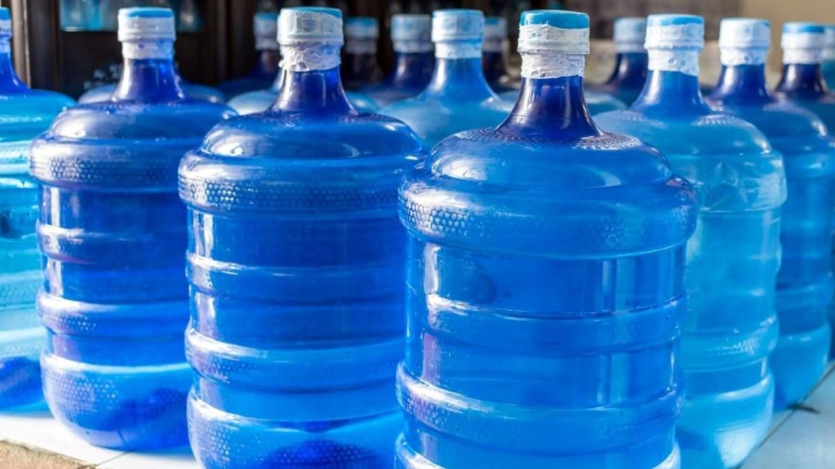 Recicla los bidones de agua con esta maravillosa idea para ordenar tu hogar