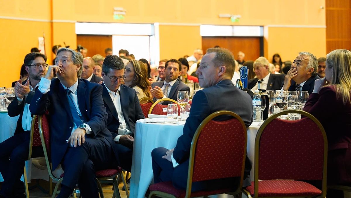 Javier Milei en San Rafael: las perlitas que dejó el Almuerzo de las ...