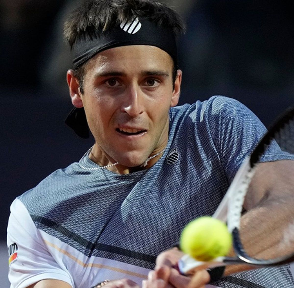 Tomás Etcheverry no pudo con Novak Djokovic en el Masters de Roma Tomás Etcheverry no pudo con Novak Djokovic en el Masters de Roma