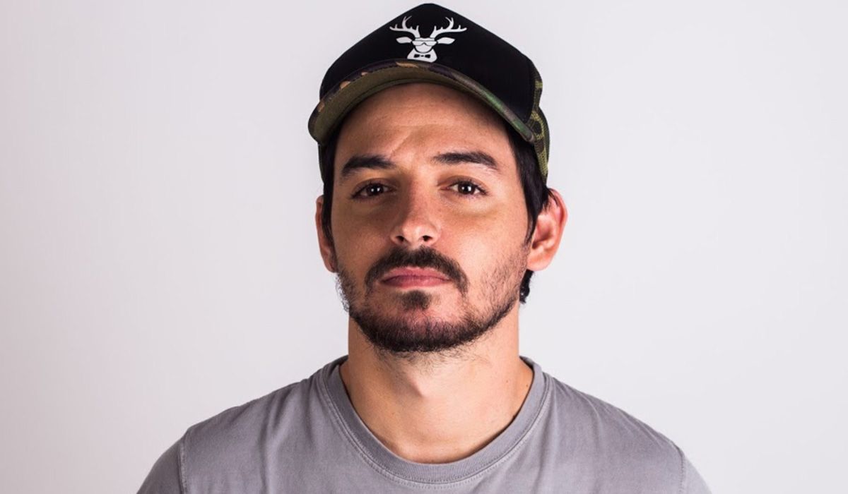 Mike Chouhy presenta Tibio en el teatro Mendoza