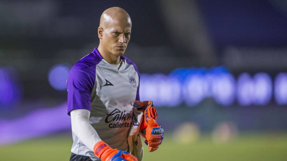 Sebastián Sosa y un recibimiento a todo trapo en el Rojo
