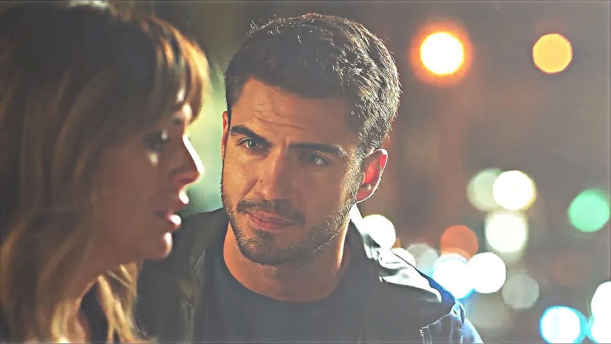 Quiénes actúan en A pesar de todo