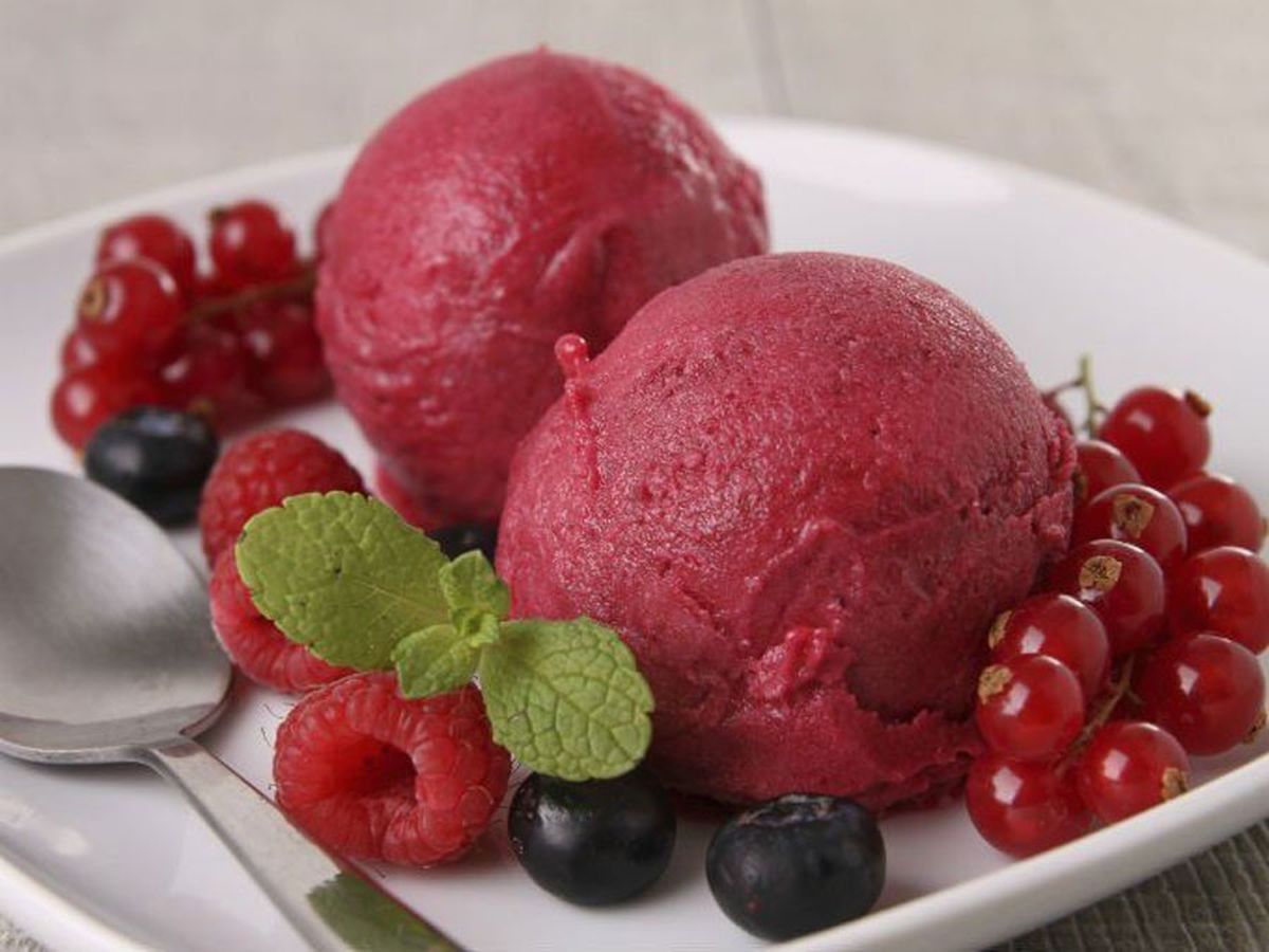 Receta de helado de frutos rojos casero en sólo 4 pasos