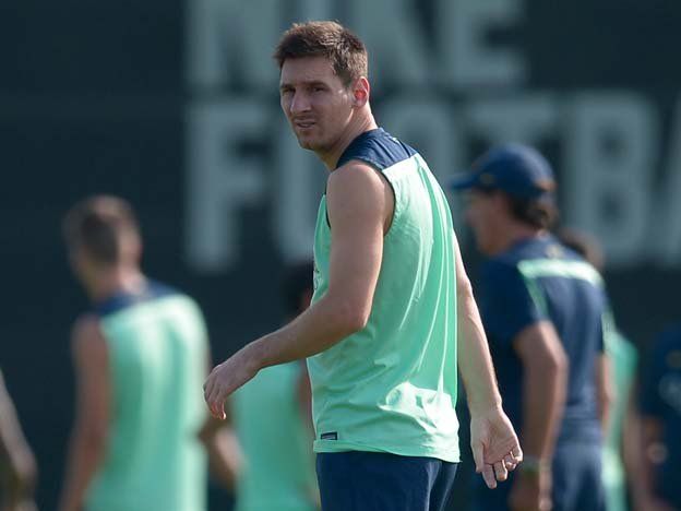 Lionel Messi sólo tiene un hematoma intramuscular