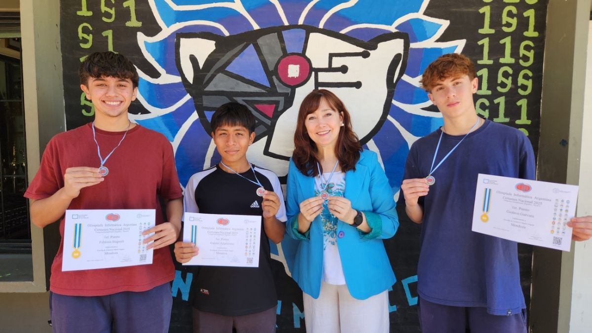 Tres alumnos del colegio Martín Zapata ganaron el 1° premio en la ...