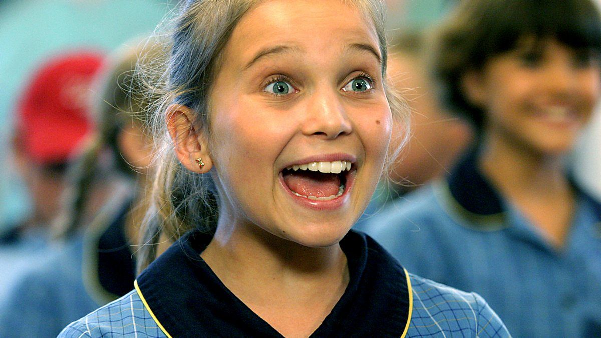 Tras 17 años del estreno de ¿Por qué a mí?, así luce hoy su protagonista Marny Kennedy