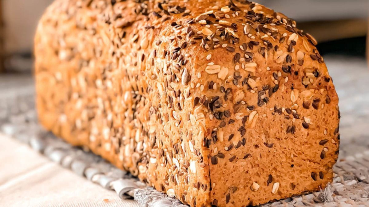 Prepara un esponjoso pan integral en simples pasos con esta receta