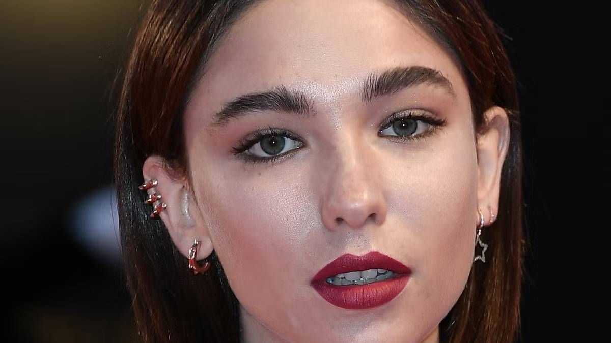 La miniserie que está en Netflix, tiene 6 capítulos y está basada en ...