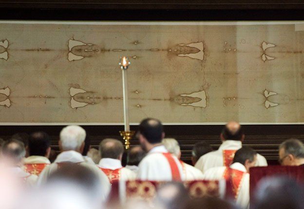 Turín espera la llegada de un millón de personas para ver el Santo Sudario