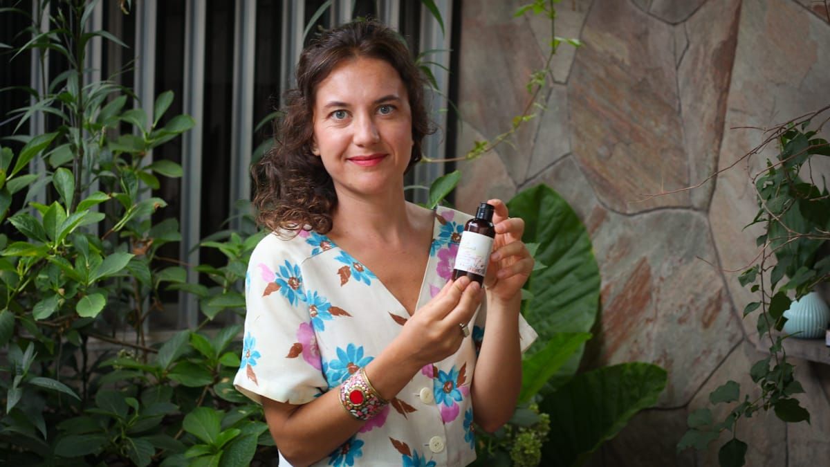 La mendocina que crea cosmética natural y proyecta lanzar una línea de ...