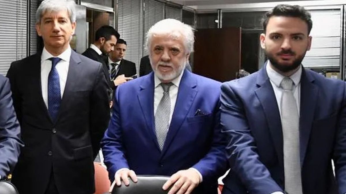 Abogado de Bento acusó al kirchnerismo de soltarle la mano por un ...