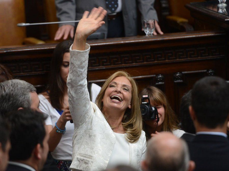 Laura Montero: No nos vamos a quedar detrás de un escritorio