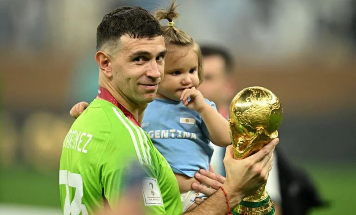 Dibu Martínez, el héroe del Mundial de Qatar, y un recuerdo para toda ...