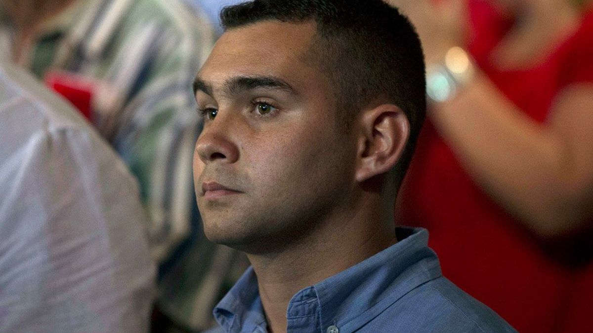 El Niño Elián, Elián González, volvió a la escena pública y elogió a Castro