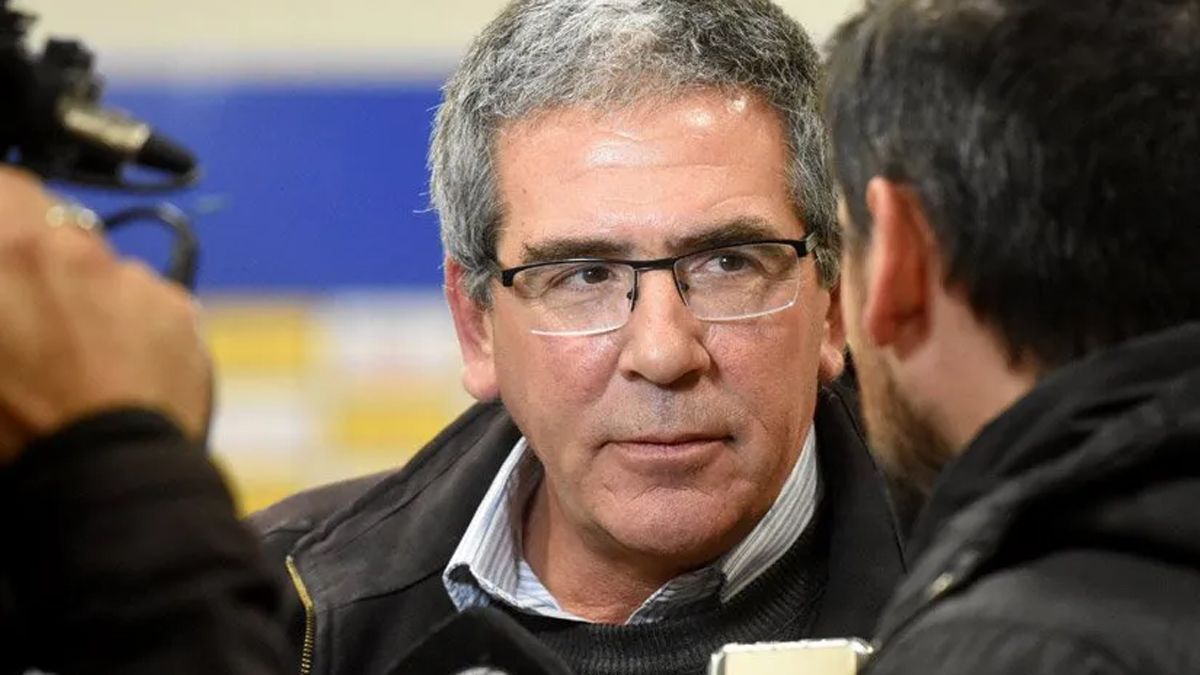 Chiapetta y la vuelta del público: Todo es humo sin un plan