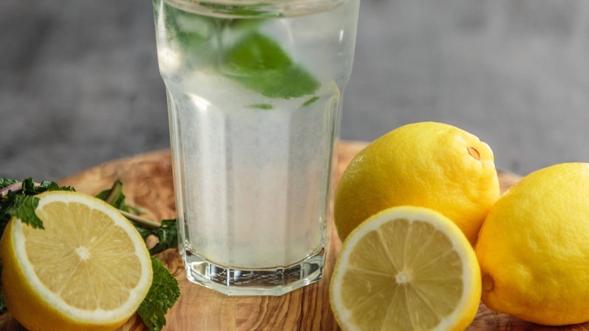 Beneficio de tomar jugo de limón en ayunas