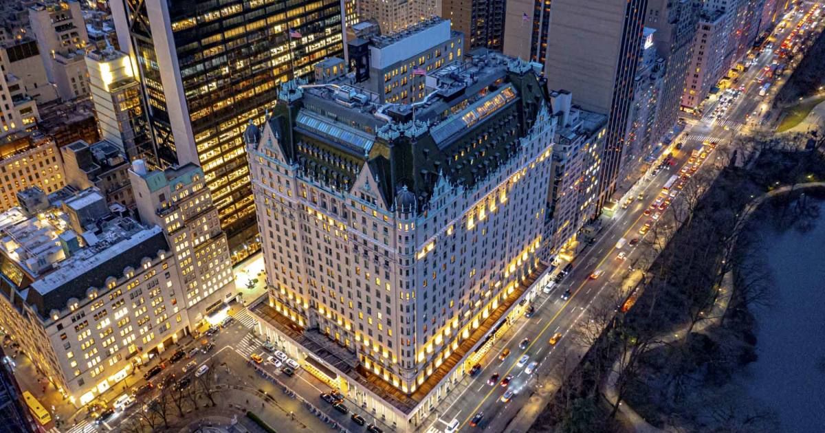 Así es el IMPONENTE HOTEL de NUEVA YORK donde se grabó "MI POBRE ANGELITO"