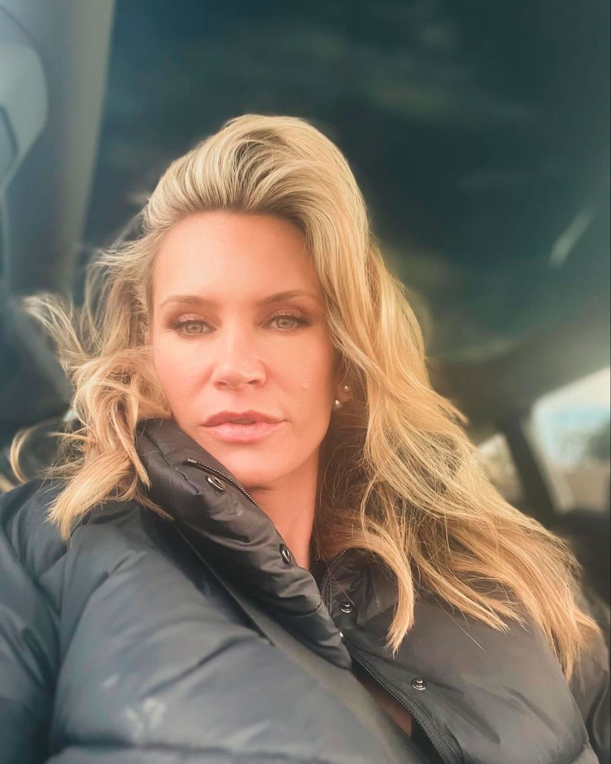 A casi 28 años, así luce la actriz que acompañó a Jean-Claude Van Damme en Máximo riesgo