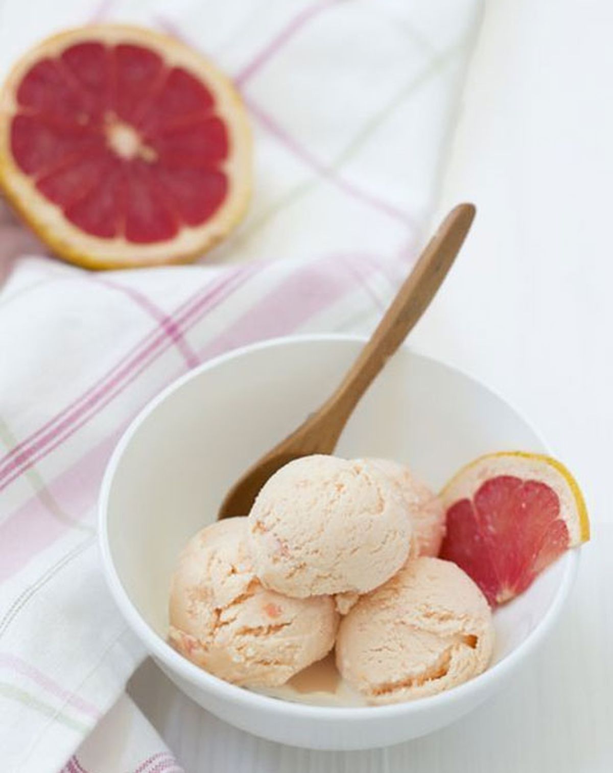 Receta de helado de pomelo, una explosión de sabor