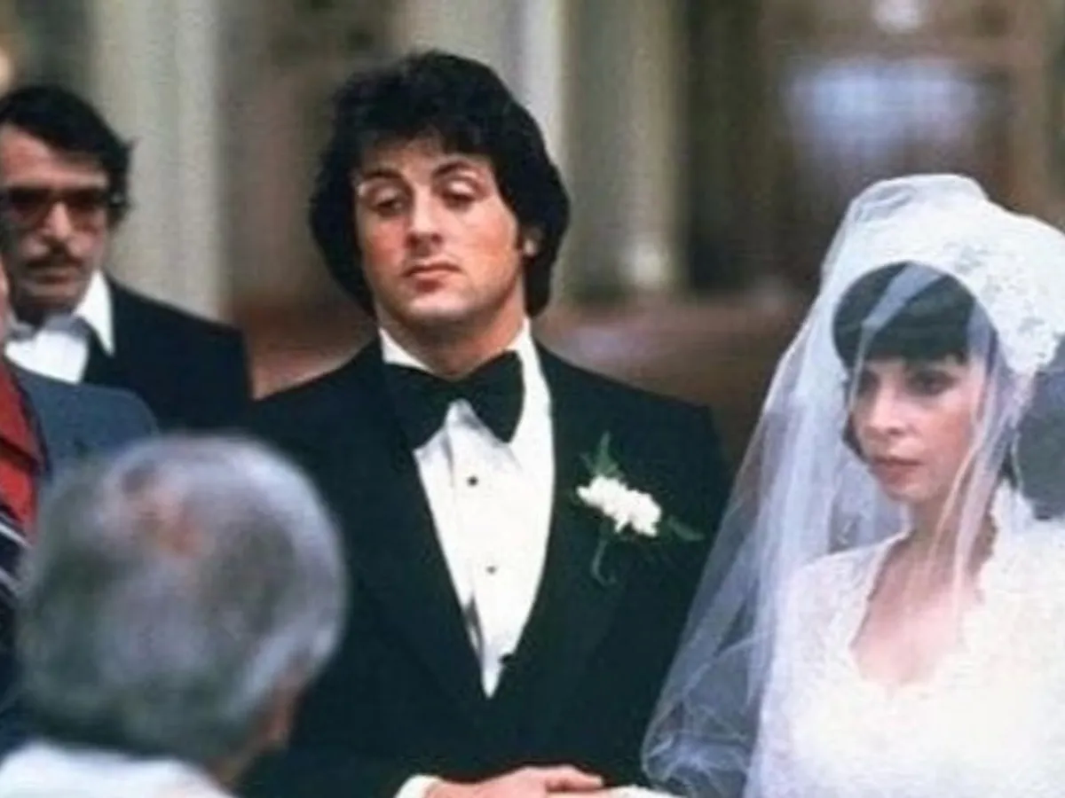 A sus 77 años, así luce la actriz que dio vida a Adrian, la esposa de Rocky