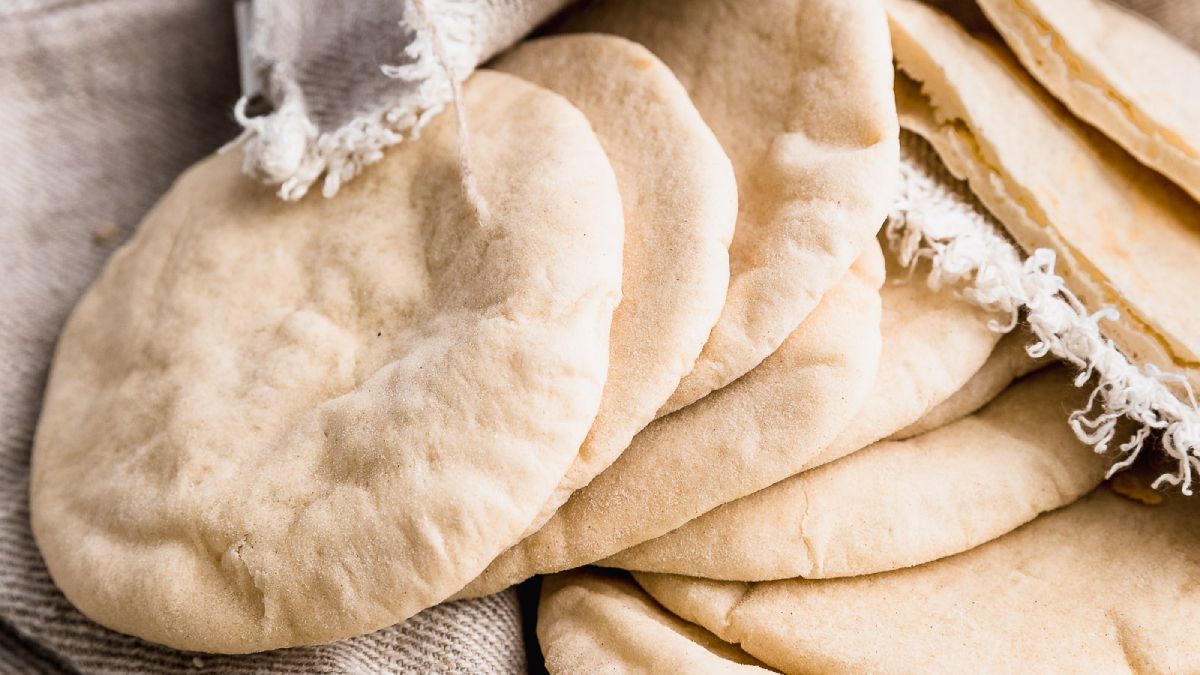 Receta de Pan pita con 5 ingredientes: el secreto para que queden ...