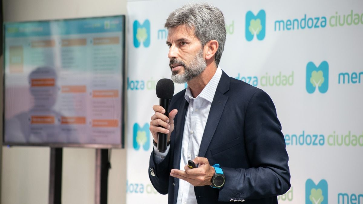 La confesión de Ulpiano y el modo campaña que se activó en Cambia Mendoza