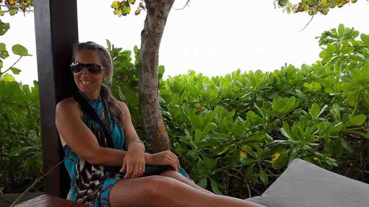 Quién es Natalia Obón, la pareja de Cobos que provocó una polémica