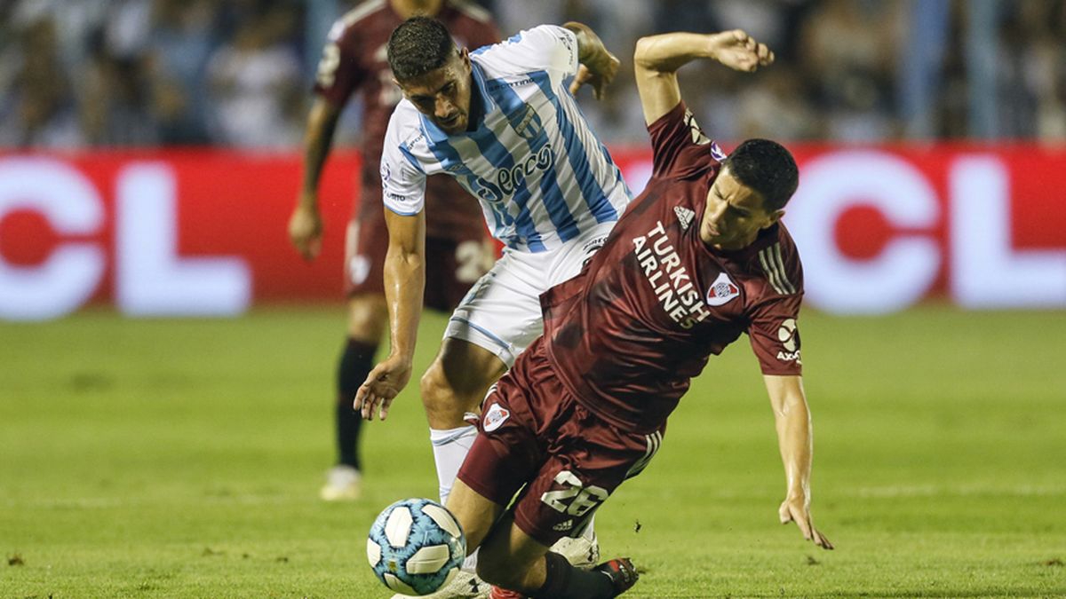 Los Dos Penales Que Todo River Reclamó Y Loustau No Cobró