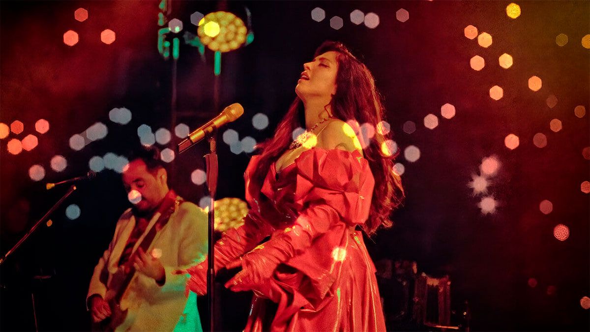Cómo se llama el documental de Mon Laferte en Netflix