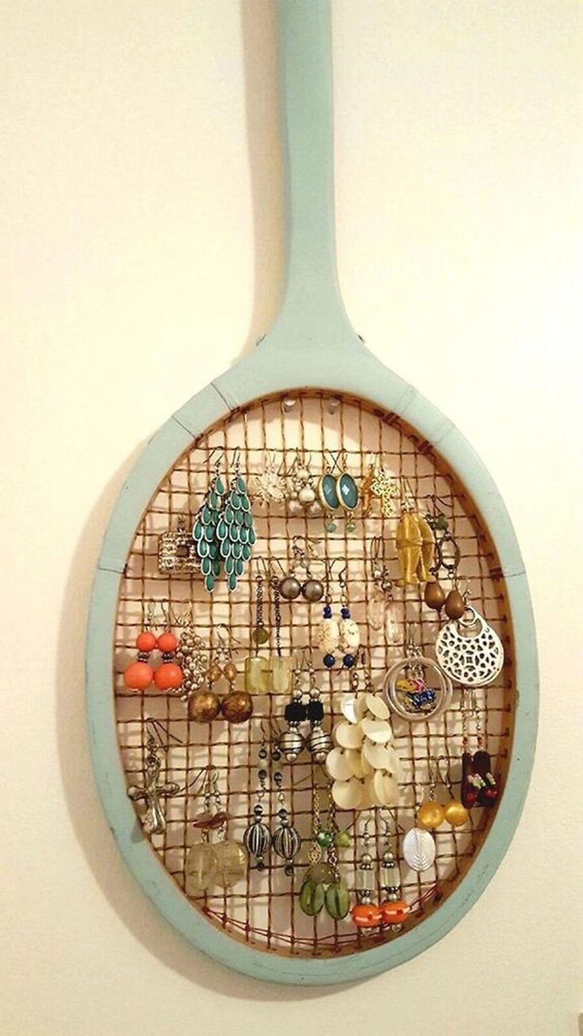 Reutiliza las raquetas de tenis viejas y conviértelas en estas 2 ...