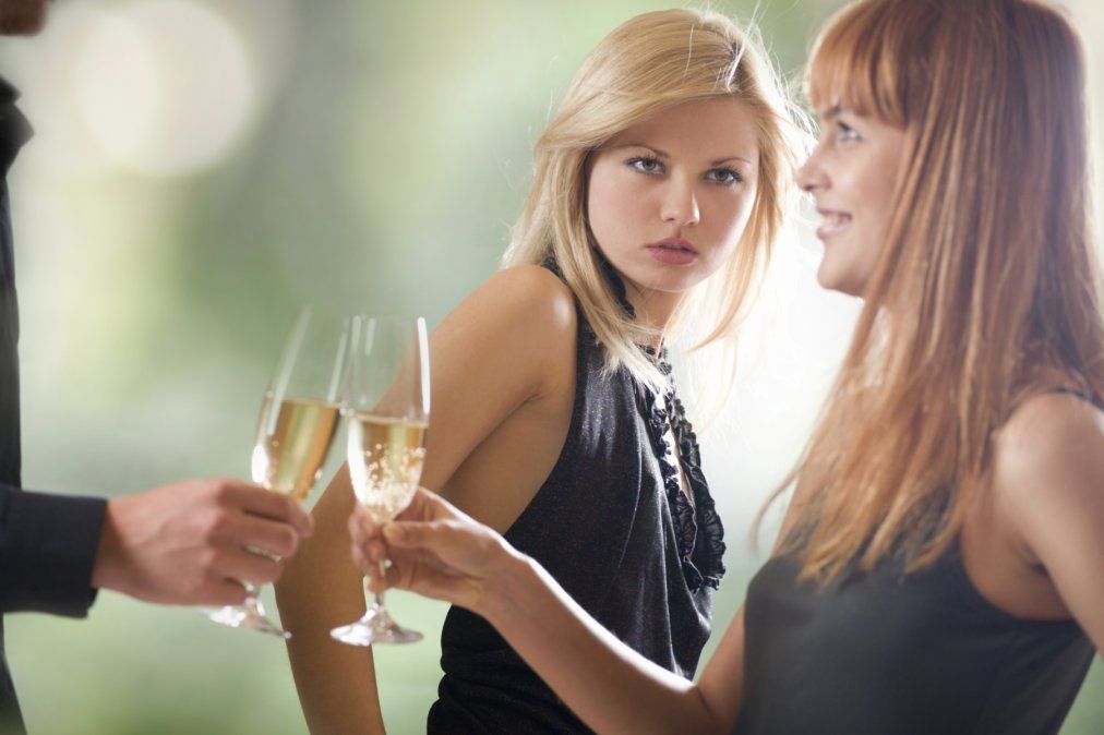 La lengua filosa del envidioso