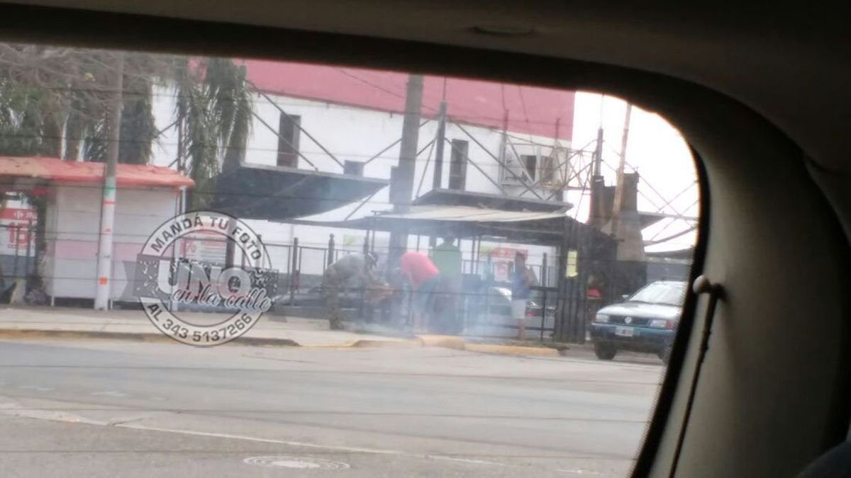 Levantarte con olor a pollo