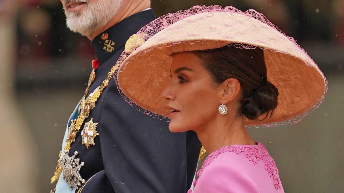 Cuál es el secreto de la reina Letizia para broncearse sin exponerse al sol