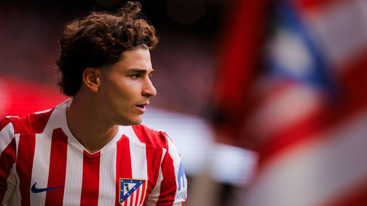 Julián Álvarez en la mira: el plan del Barcelona y la respuesta del ...