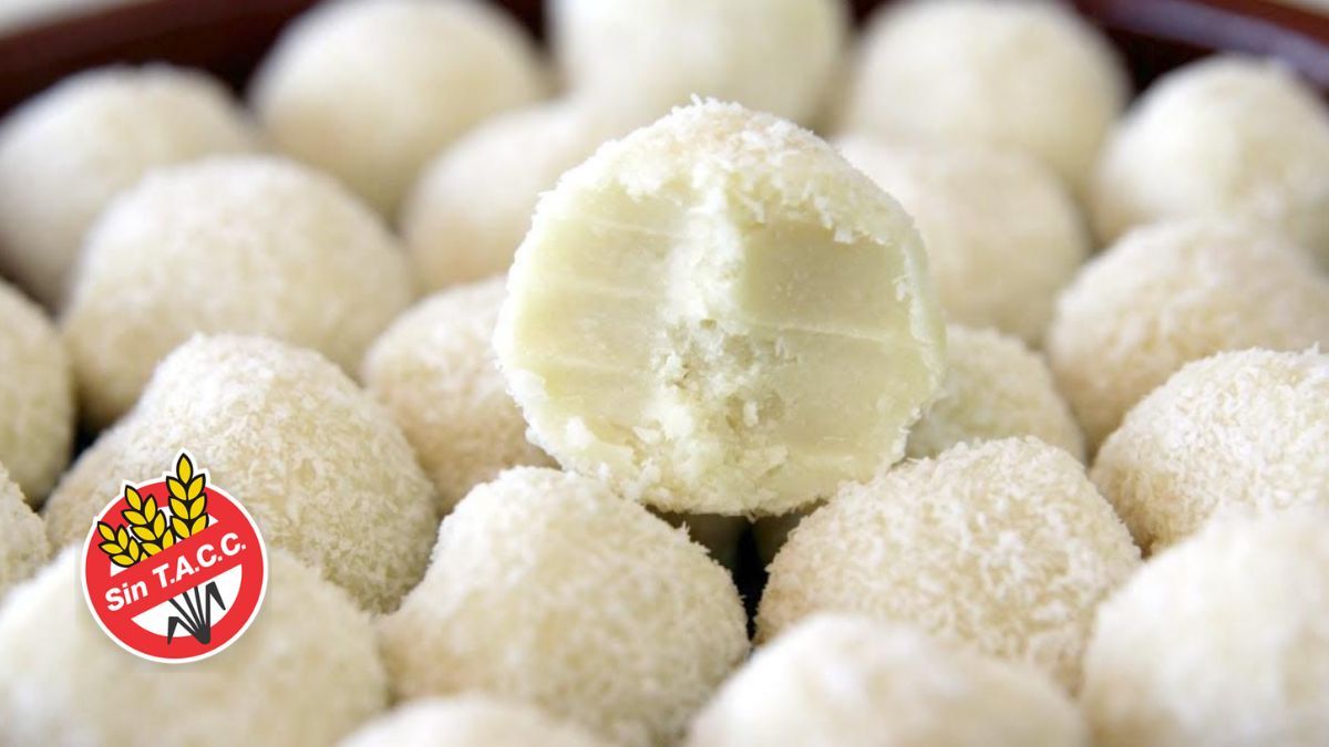 Los exquisitos bombones de coco keto sin TACC para hacer en simples pasos y son una delicia