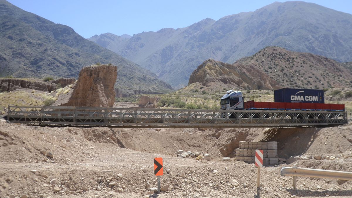 Pasó a septiembre la licitación del puente roto en alta montaña