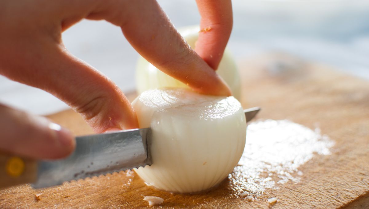 Me lo enseñó mi abuela: cómo cortar la cebolla y no llorar
