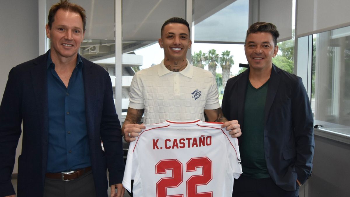 Kevin Castaño firmó su contrato y River presentó a uno de los refuerzos ...