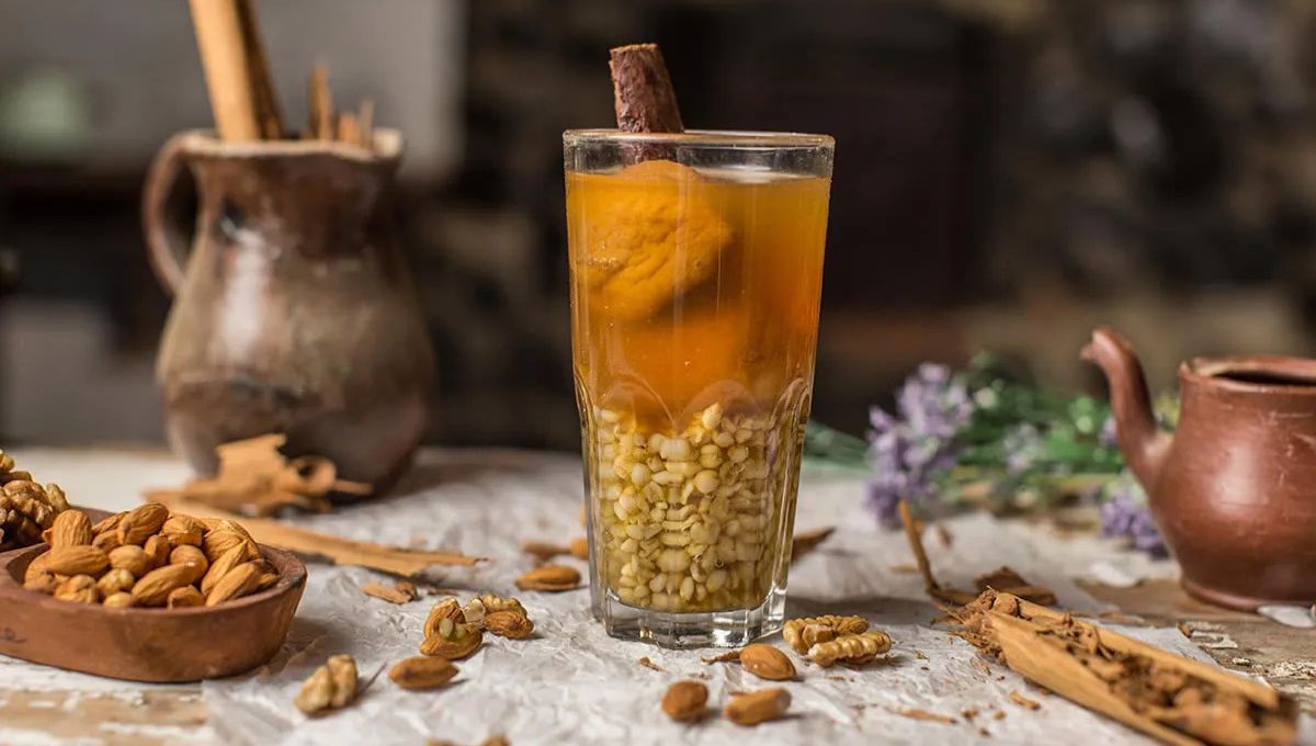 Cómo preparar mote con huesillo, la tradicional y refrescante bebida ...