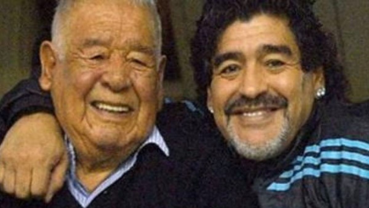 La Selección homenajeó a Don Diego