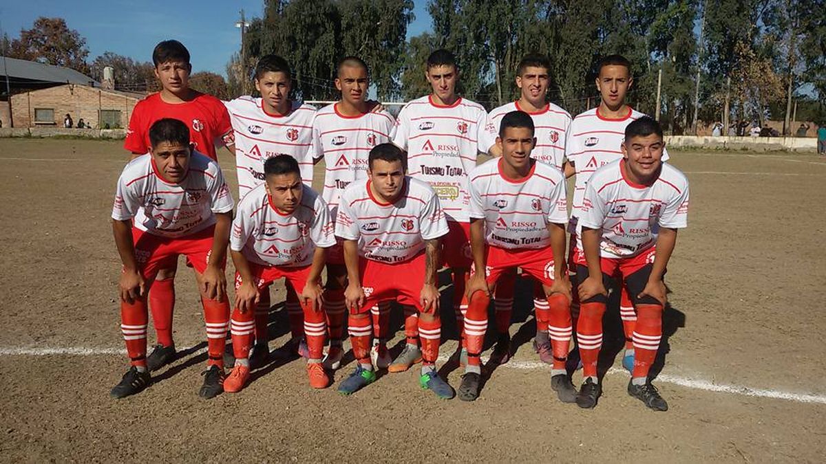 Copa San Rafael: cinco equipos se clasificaron a 8vos de final