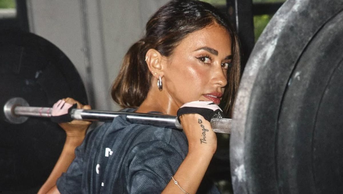 Antonela Rocuzzo se mostró en bikini taparrabos y marcó tendencia desde ...