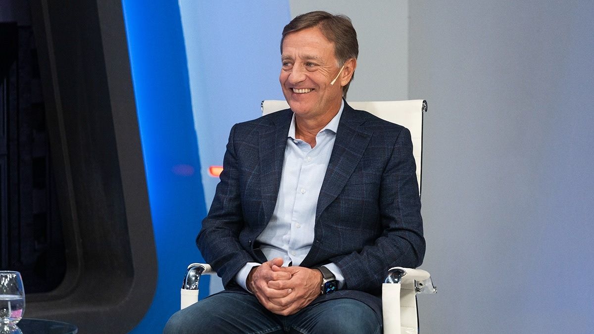 Cómo es el libro que está preparando el gobernador Rodolfo Suarez