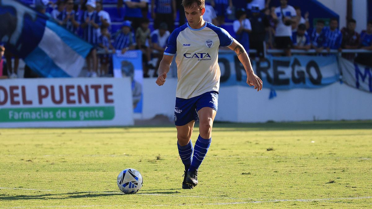 Gastón Gil Romero tuvo un debut triunfal en Godoy Cruz como titular