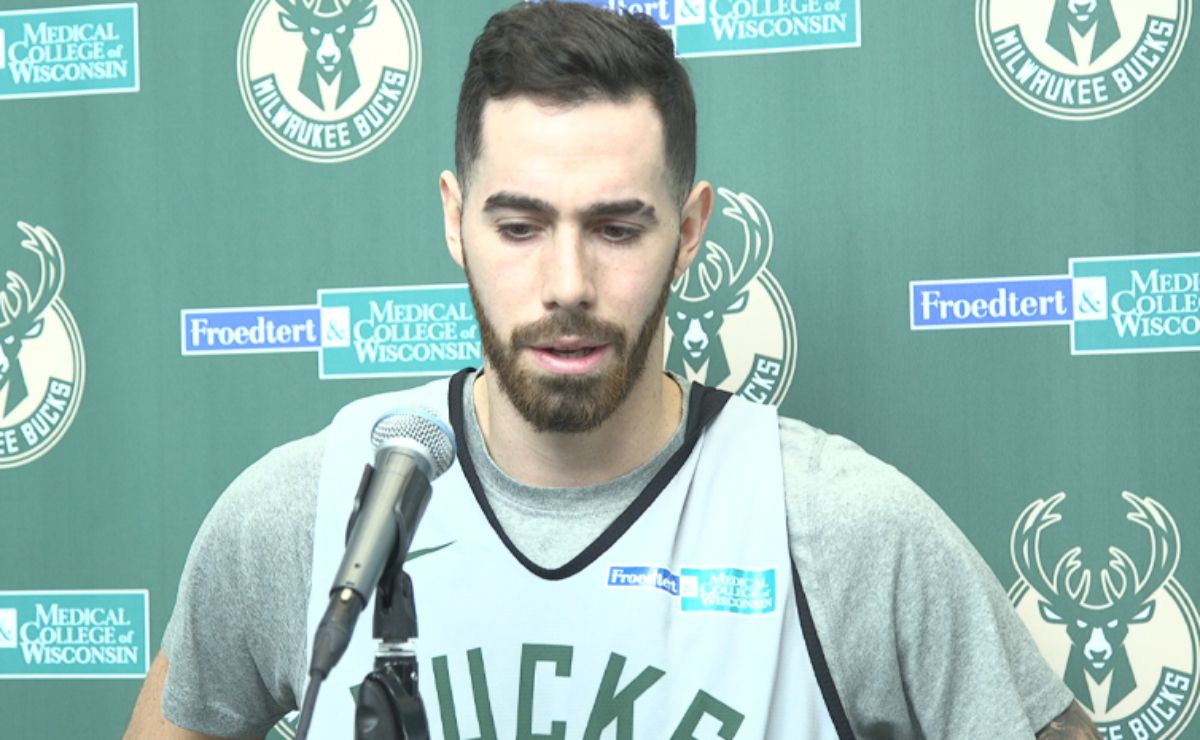 Luca Vildoza Disfruta Su Presente En Milwaukee Bucks