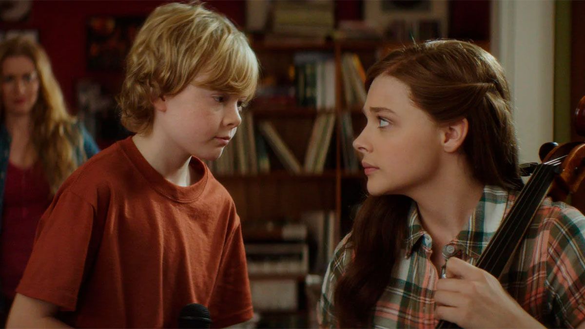 Así luce hoy el actor Jakob Davies de Si decido quedarme a 10 años de ...