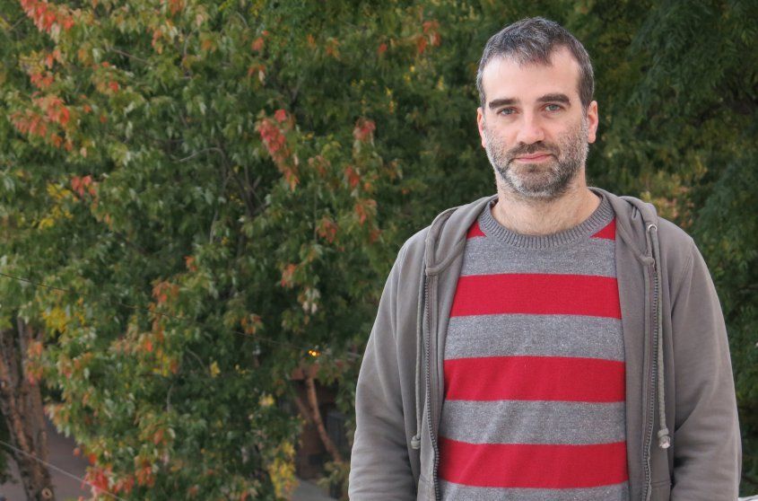 Daniel Hendler protagoniza El inestimable hermano