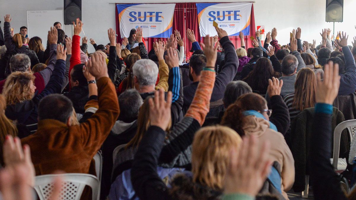 Día clave entre el SUTE y el Gobierno: este viernes se define si ...