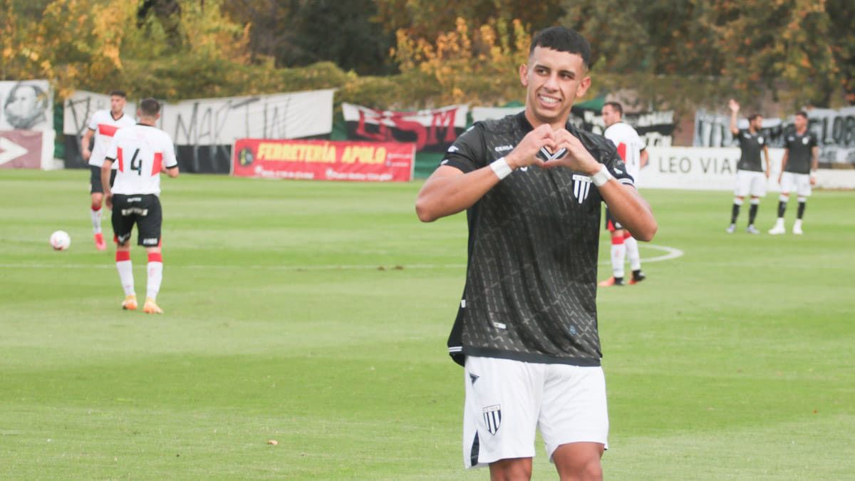 Ulises Ortegoza volvió a ser el goleador de Gimnasia